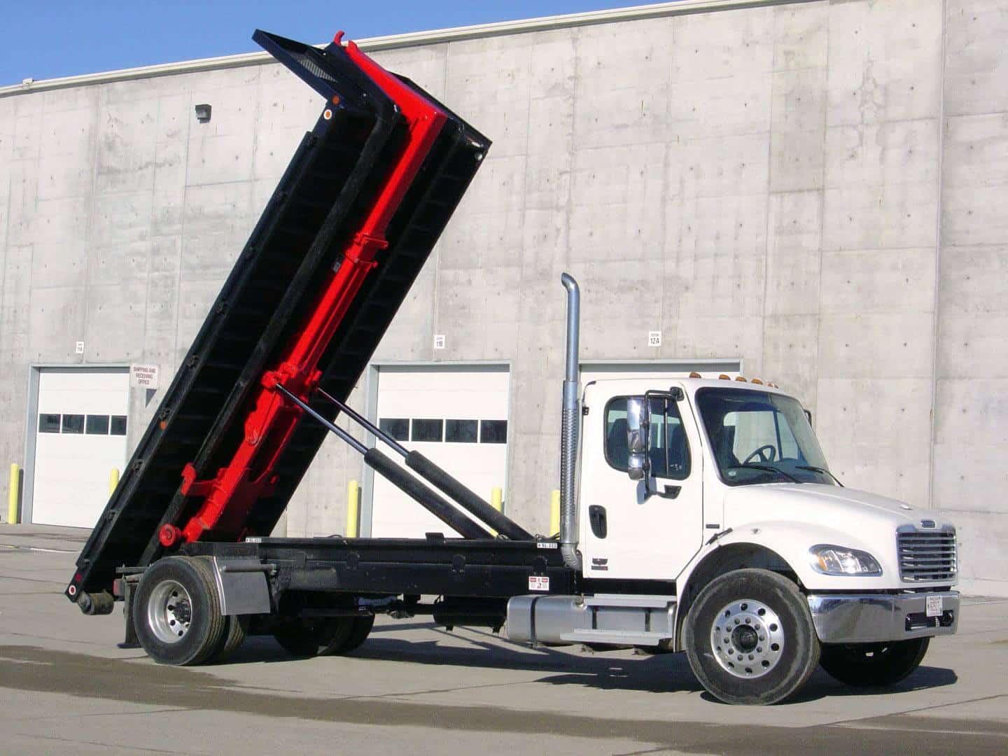 SL-200 Series Hooklift Truck For Sale In Hawaii - Hook Lift Trucks